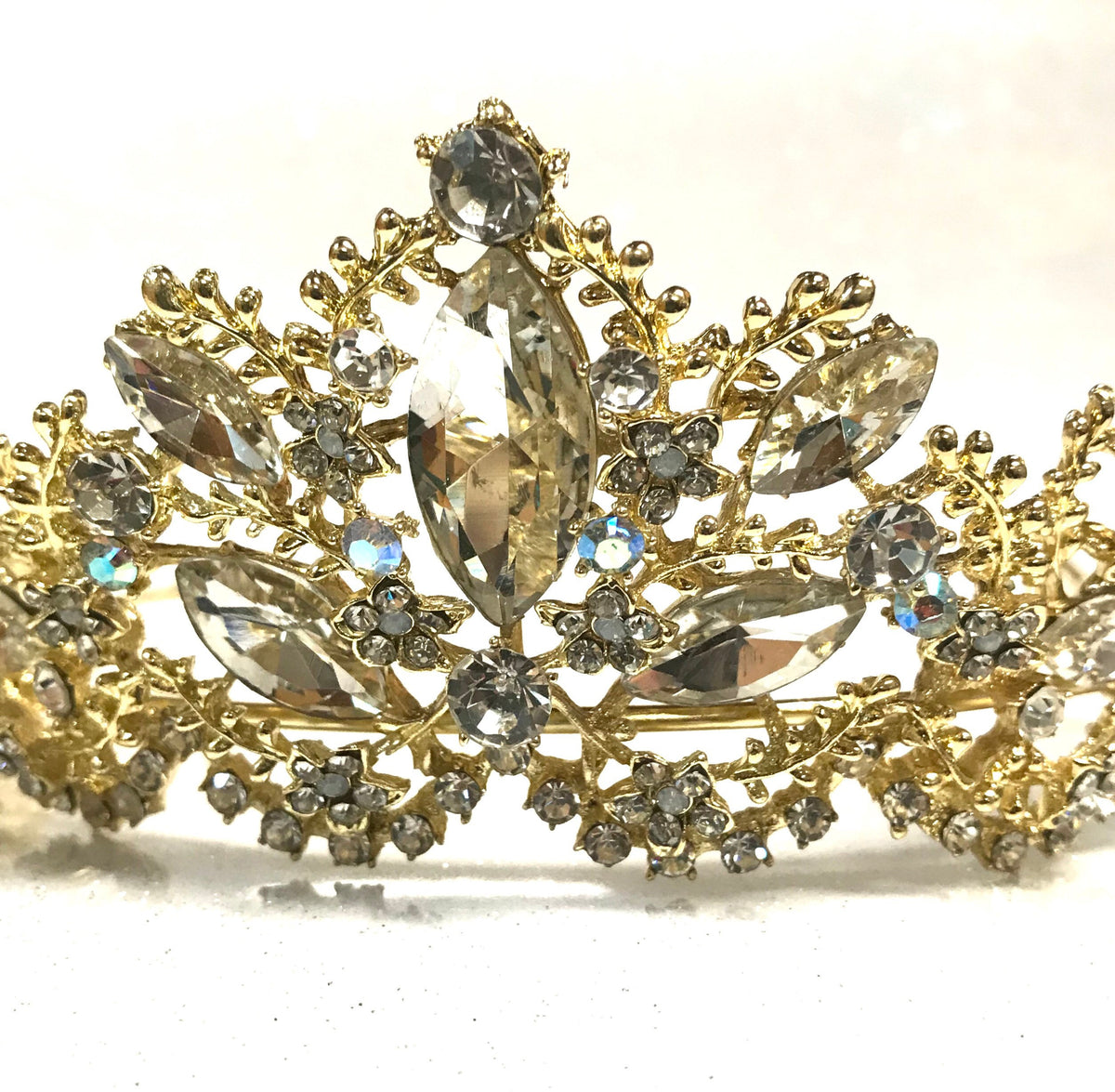 Glamorous Crown – Brant Point Prep